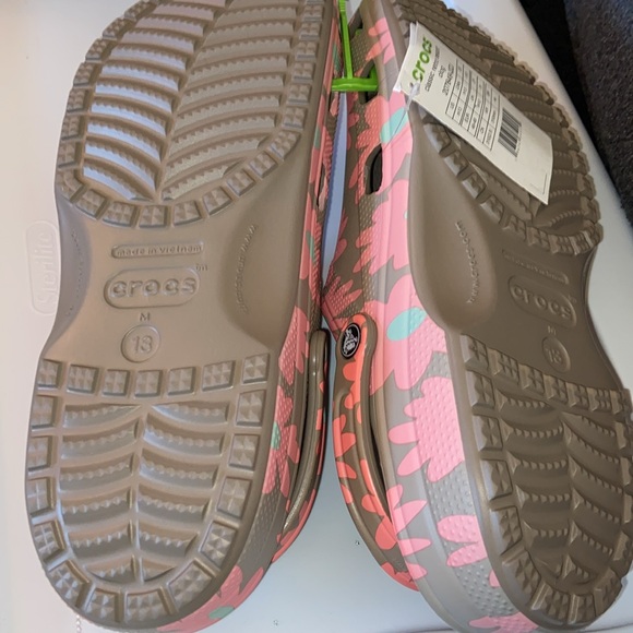 CROCS | Shoes | Crocs Classic Retro Resort Clog | Poshmark